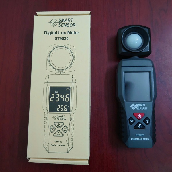 Đồng hồ đo cường độ ánh sáng Smartsensor ST9620 - Minh Trí Vina