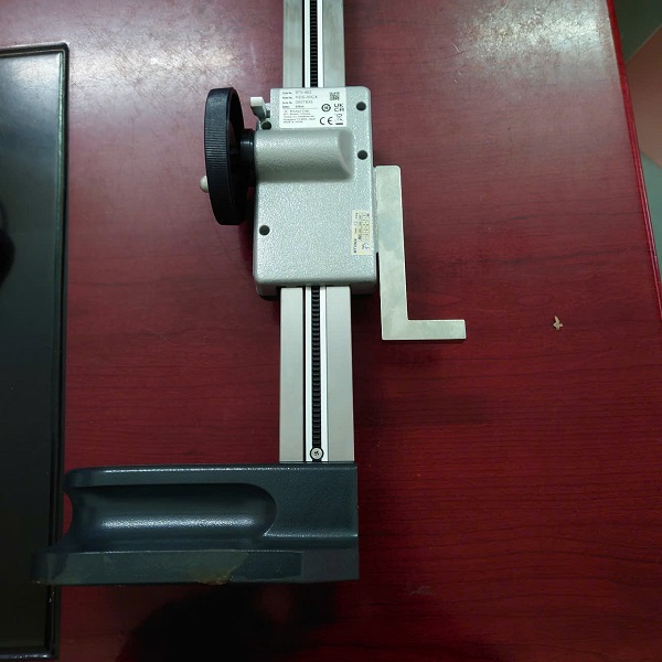 Thước đo chiều cao điện tử Mitutoyo 570-402 - Minh Trí Vina